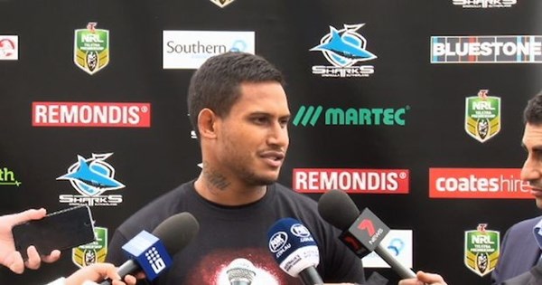 SHARKS TV | Barba 'Recognises' | Sharks