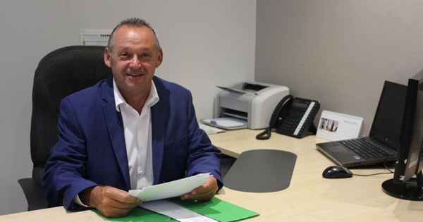 INTRODUCING | Phil Moss joins the Sharks | Sharks