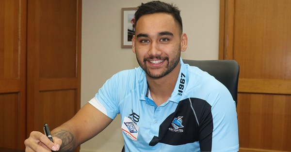 Sharks secure Nikora on extended deal - Sharks