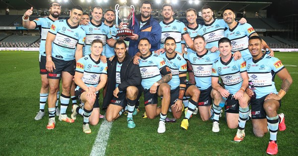 Round 7 Match Gallery - Sharks