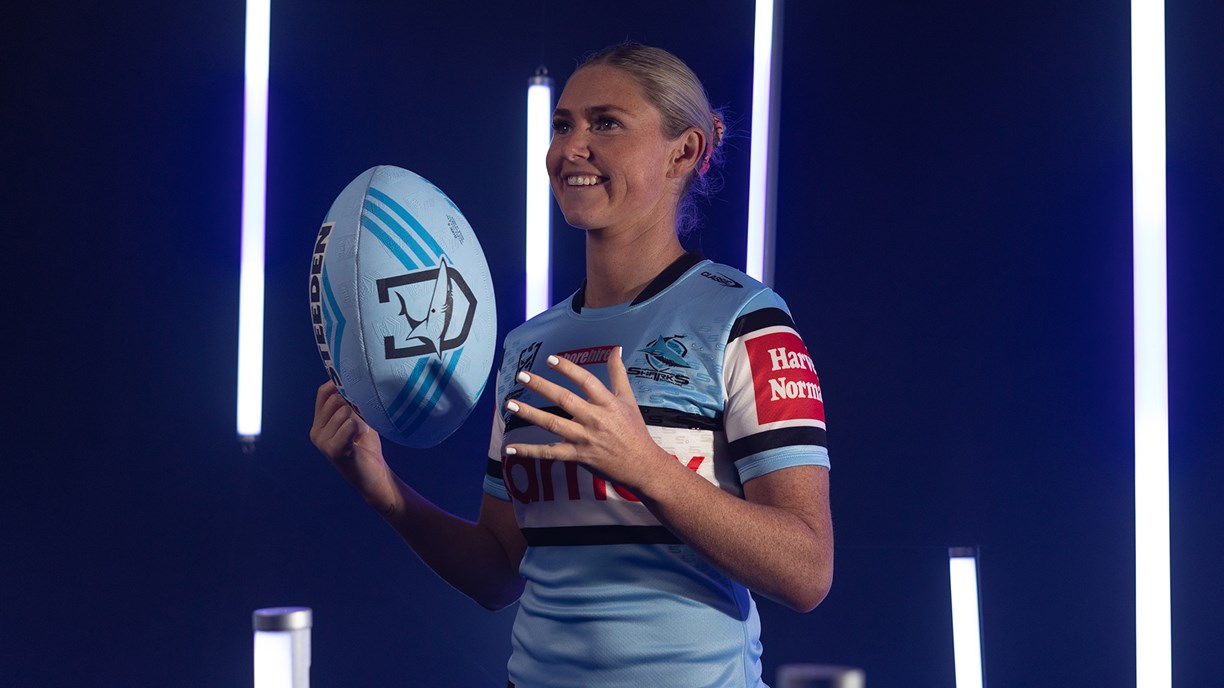 In Pictures: NRLW lights up | Sharks