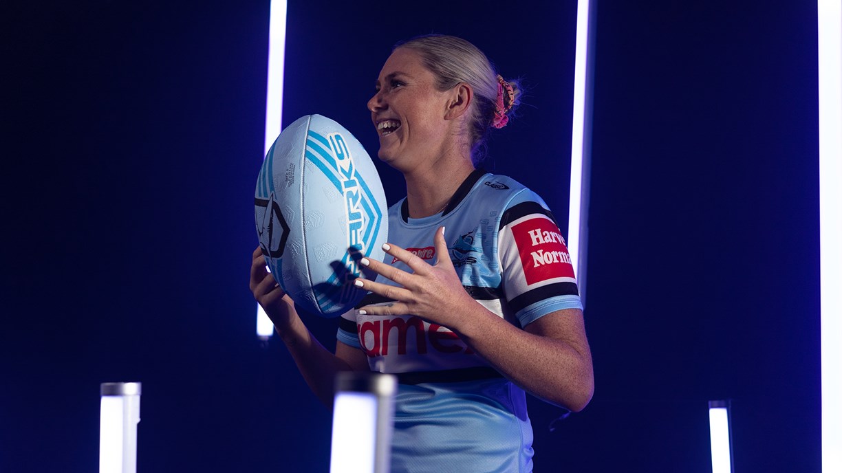 In Pictures: NRLW lights up | Sharks