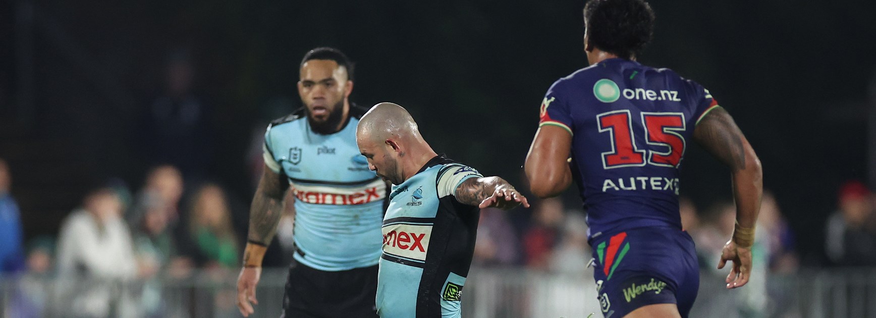 Braydon pulls out all the tricks in gritty Sharks win | Sharks